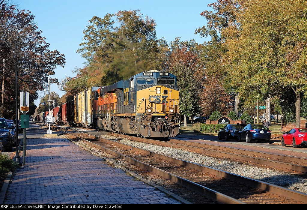 CSX 900
